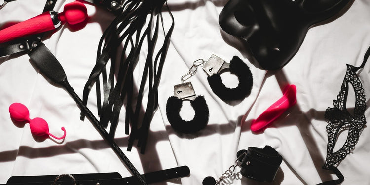 What Are Kinks? A Simple Guide to Understanding Them – TBô underwear